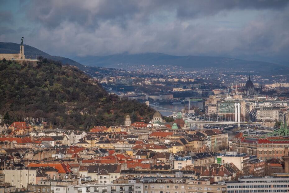 Mol-székház: Magyarország legmagasabb, legmodernebb irodaháza képekben